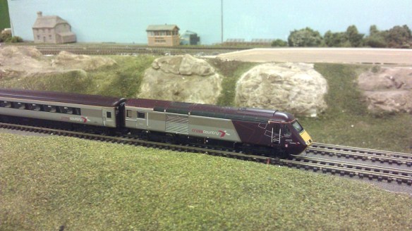 Close Couplings for an N Gauge HST | James' Train Parts