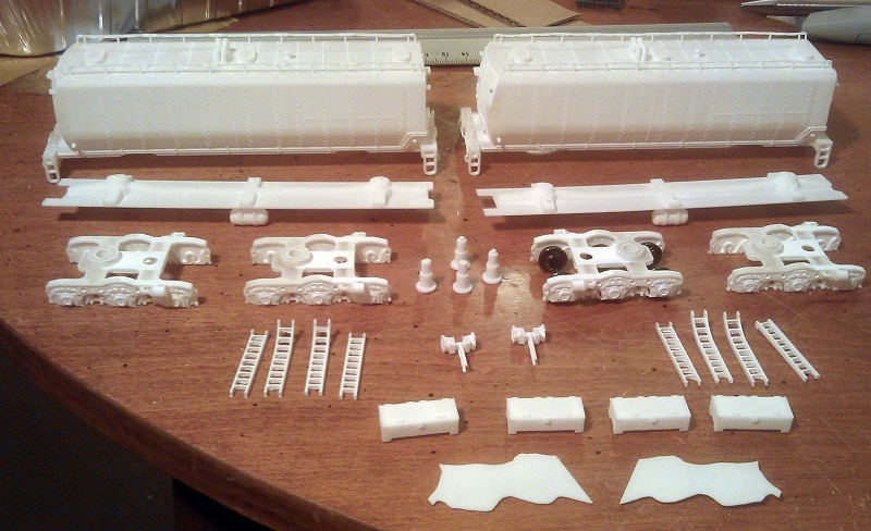 Adding Lights to a HO Scale Union Pacific Water Tender Part 1 | James ...