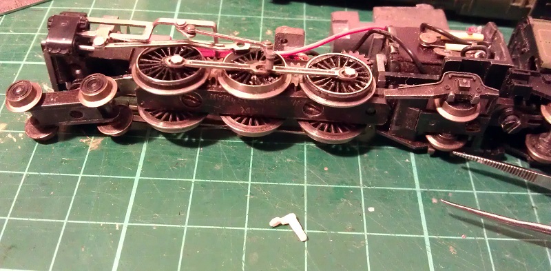 Repairing an N Scale Minitrix Steamer | James' Train Parts