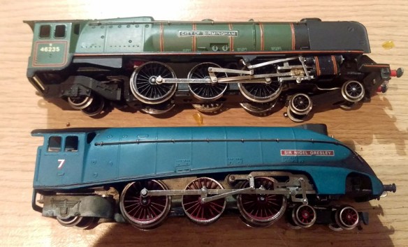 Fitting DCC to Wrenn OO Locomotives – Vertical Motors | James' Train Parts