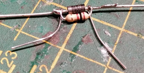 Alco C-855 N Scale ESU LokSound Install – Part 2 – Stay Alives | James ...