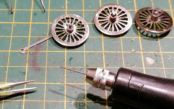 Replica Railways/Bachmann OO Locomotive Split Axle Repair | James ...